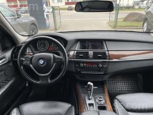 Pelēks BMW X5 2011 Talsi, ar dzinēja tilpumu 3.00 L un nobraukumu 360 tūkst. km par 9400 €, foto 8 vietnē AUTOMOTO.COM.LV