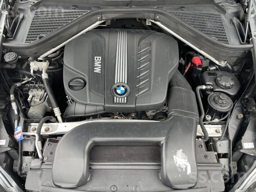 Pelēks BMW X5 2011 Talsi, ar dzinēja tilpumu 3.00 L un nobraukumu 360 tūkst. km par 9400 €, foto 12 vietnē AUTOMOTO.COM.LV