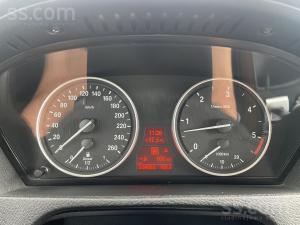 Pelēks BMW X5 2011 Talsi, ar dzinēja tilpumu 3.00 L un nobraukumu 360 tūkst. km par 9400 €, foto 16 vietnē AUTOMOTO.COM.LV