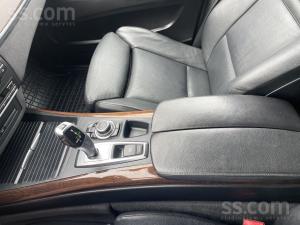 Pelēks BMW X5 2011 Talsi, ar dzinēja tilpumu 3.00 L un nobraukumu 360 tūkst. km par 9400 €, foto 23 vietnē AUTOMOTO.COM.LV