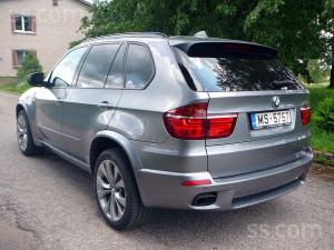 Pelēks BMW X5 2011 Cēsis, ar dzinēja tilpumu 3.00 L un nobraukumu 0 tūkst. km par 10600 €, foto 6 vietnē AUTOMOTO.COM.LV