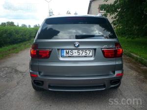 Pelēks BMW X5 2011 Cēsis, ar dzinēja tilpumu 3.00 L un nobraukumu 0 tūkst. km par 10600 €, foto 8 vietnē AUTOMOTO.COM.LV