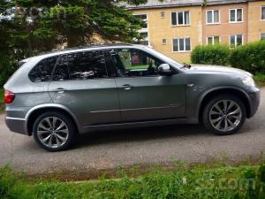 Pelēks BMW X5 2011 Cēsis, ar dzinēja tilpumu 3.00 L un nobraukumu 0 tūkst. km par 10600 €, foto 9 vietnē AUTOMOTO.COM.LV