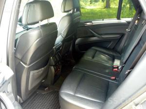 Pelēks BMW X5 2011 Cēsis, ar dzinēja tilpumu 3.00 L un nobraukumu 0 tūkst. km par 10600 €, foto 15 vietnē AUTOMOTO.COM.LV