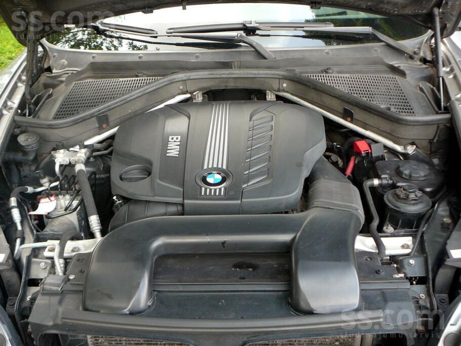 Pelēks BMW X5 2011 Cēsis, ar dzinēja tilpumu 3.00 L un nobraukumu 0 tūkst. km par 10600 €, foto 23 vietnē AUTOMOTO.COM.LV