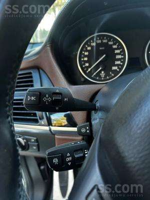 Pelēks BMW X5 2011 Rīga, ar dzinēja tilpumu 3.00 L un nobraukumu 256 tūkst. km par 12850 €, foto 12 vietnē AUTOMOTO.COM.LV