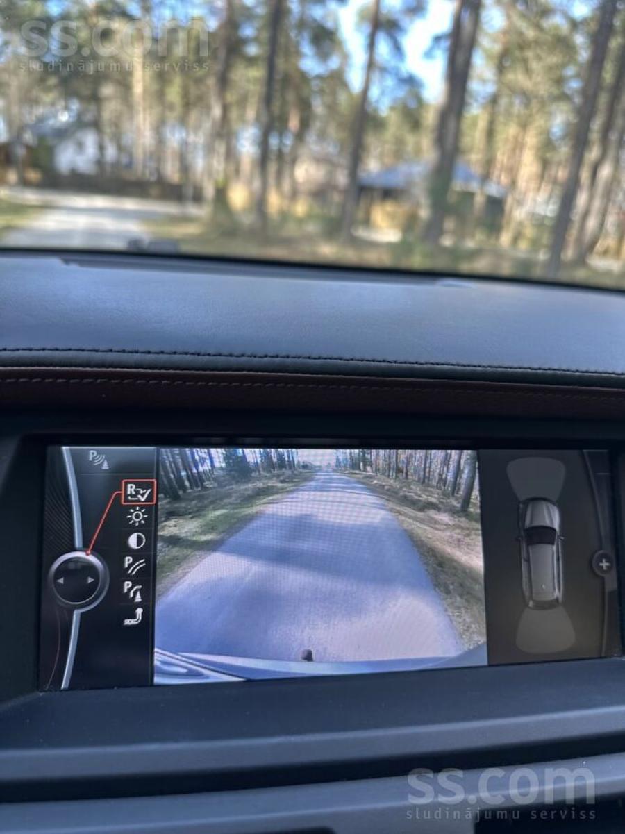 Pelēks BMW X5 2011 Rīga, ar dzinēja tilpumu 3.00 L un nobraukumu 256 tūkst. km par 12850 €, foto 14 vietnē AUTOMOTO.COM.LV
