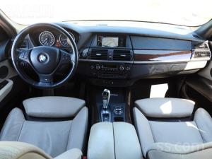 Pelēks BMW X5 2011 Rīga, ar dzinēja tilpumu 3.00 L un nobraukumu 374 tūkst. km par 12390 €, foto 11 vietnē AUTOMOTO.COM.LV