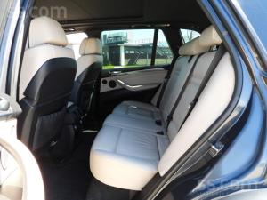 Pelēks BMW X5 2011 Rīga, ar dzinēja tilpumu 3.00 L un nobraukumu 374 tūkst. km par 12390 €, foto 16 vietnē AUTOMOTO.COM.LV