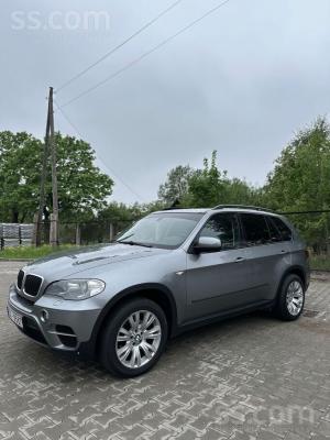Pelēks BMW X5 2011 Rēzekne, ar dzinēja tilpumu 3.00 L un nobraukumu 244 tūkst. km par 12000 €, foto 3 vietnē AUTOMOTO.COM.LV