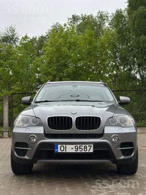 Pelēks BMW X5 2011 Rēzekne, ar dzinēja tilpumu 3.00 L un nobraukumu 244 tūkst. km par 12000 €, foto 6 vietnē AUTOMOTO.COM.LV
