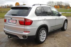 Grey BMW X5 2011 in Jekabpils, with an engine capacity of 3.00 L and mileage of 289 thousand km for 11300 €, photo 7 on AUTOMOTO.COM.LV