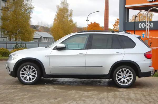 Pelēks BMW X5 2011 Jēkabpils, ar dzinēja tilpumu 3.00 L un nobraukumu 289 tūkst. km par 11300 €, foto 9 vietnē AUTOMOTO.COM.LV