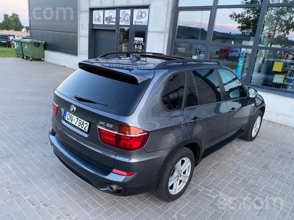 Pelēks BMW X5 2011 Cēsis, ar dzinēja tilpumu 3.00 L un nobraukumu 309 tūkst. km par 11750 €, foto 7 vietnē AUTOMOTO.COM.LV