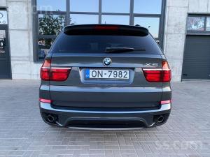 Pelēks BMW X5 2011 Cēsis, ar dzinēja tilpumu 3.00 L un nobraukumu 309 tūkst. km par 11750 €, foto 11 vietnē AUTOMOTO.COM.LV