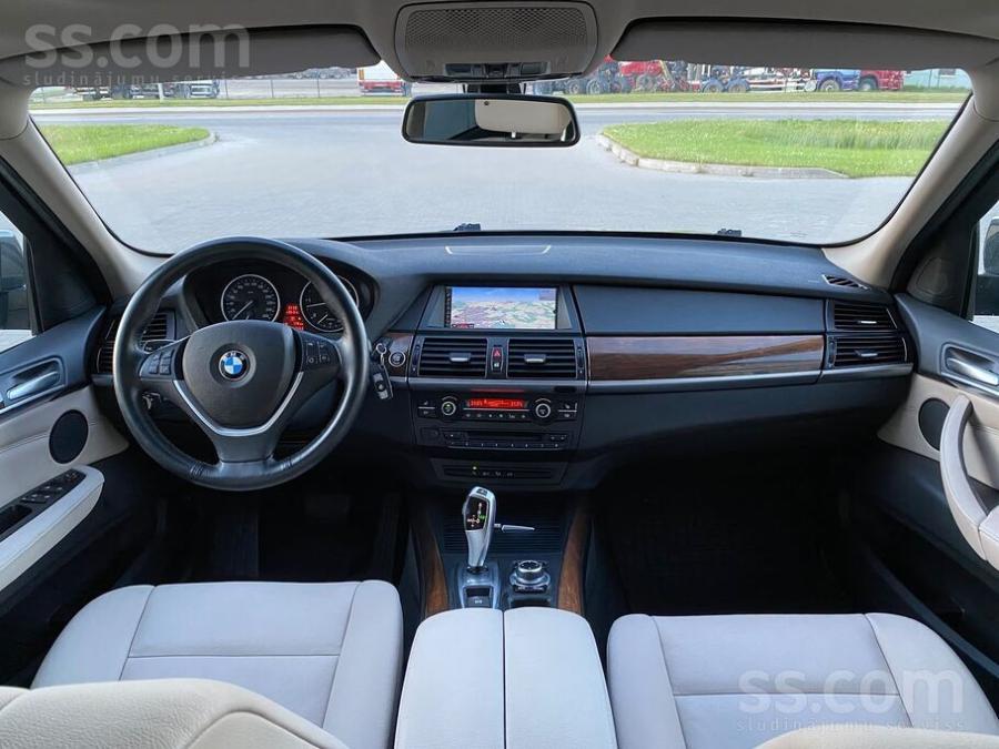 Pelēks BMW X5 2011 Cēsis, ar dzinēja tilpumu 3.00 L un nobraukumu 309 tūkst. km par 11750 €, foto 14 vietnē AUTOMOTO.COM.LV