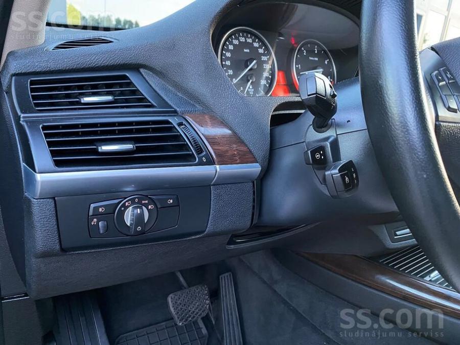Pelēks BMW X5 2011 Cēsis, ar dzinēja tilpumu 3.00 L un nobraukumu 309 tūkst. km par 11750 €, foto 19 vietnē AUTOMOTO.COM.LV