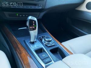 Pelēks BMW X5 2011 Cēsis, ar dzinēja tilpumu 3.00 L un nobraukumu 309 tūkst. km par 11750 €, foto 22 vietnē AUTOMOTO.COM.LV