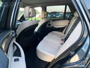 Pelēks BMW X5 2011 Cēsis, ar dzinēja tilpumu 3.00 L un nobraukumu 309 tūkst. km par 11750 €, foto 29 vietnē AUTOMOTO.COM.LV