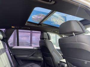 Pelēks BMW X5 2011 Viļņa, ar dzinēja tilpumu 3.00 L un nobraukumu 231 tūkst. km par 10350 €, foto 15 vietnē AUTOMOTO.COM.LV