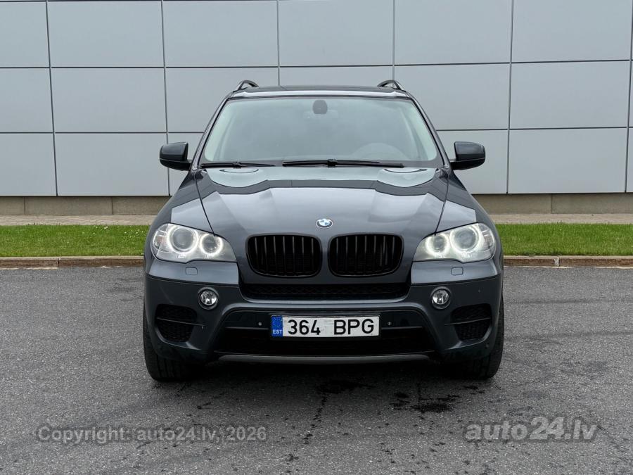 Pelēks BMW X5 2011 Tartu, ar dzinēja tilpumu 3.00 L un nobraukumu 320 tūkst. km par 9200 €, foto 3 vietnē AUTOMOTO.COM.LV