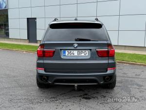 Pelēks BMW X5 2011 Tartu, ar dzinēja tilpumu 3.00 L un nobraukumu 320 tūkst. km par 9200 €, foto 6 vietnē AUTOMOTO.COM.LV
