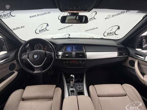 Grey BMW X5 2011 in Vilnius, with an engine capacity of 2.99 L and mileage of 264 thousand km for 8900 €, photo 4 on AUTOMOTO.COM.LV