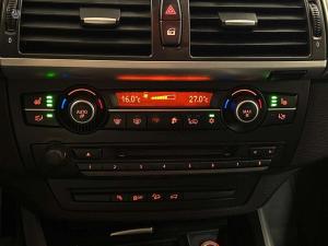 Grey BMW X5 2011 in Marijampole, with an engine capacity of 2.99 L and mileage of 363 thousand km for 9999 €, photo 6 on AUTOMOTO.COM.LV