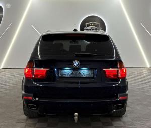 Grey BMW X5 2011 in Marijampole, with an engine capacity of 2.99 L and mileage of 363 thousand km for 9999 €, photo 15 on AUTOMOTO.COM.LV