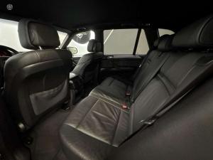 Grey BMW X5 2011 in Marijampole, with an engine capacity of 2.99 L and mileage of 363 thousand km for 9999 €, photo 20 on AUTOMOTO.COM.LV