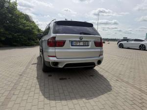 Pelēks BMW X5 2011 Kauņa, ar dzinēja tilpumu 2.99 L un nobraukumu 266 tūkst. km par 8000 €, foto 7 vietnē AUTOMOTO.COM.LV