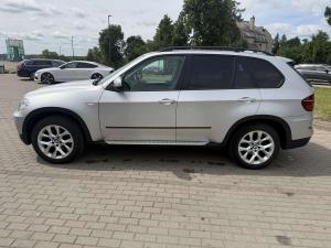 Pelēks BMW X5 2011 Kauņa, ar dzinēja tilpumu 2.99 L un nobraukumu 266 tūkst. km par 8000 €, foto 9 vietnē AUTOMOTO.COM.LV