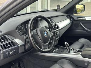 Grey BMW X5 2011 in Vilnius, with an engine capacity of 2.99 L and mileage of 267 thousand km for 7250 €, photo 8 on AUTOMOTO.COM.LV