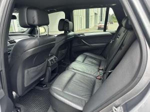 Grey BMW X5 2011 in Vilnius, with an engine capacity of 2.99 L and mileage of 267 thousand km for 7250 €, photo 10 on AUTOMOTO.COM.LV