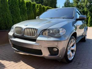 Grey BMW X5 2011 in Utena, with an engine capacity of 2.99 L and mileage of 420 thousand km for 7990 €, photo  on AUTOMOTO.COM.LV