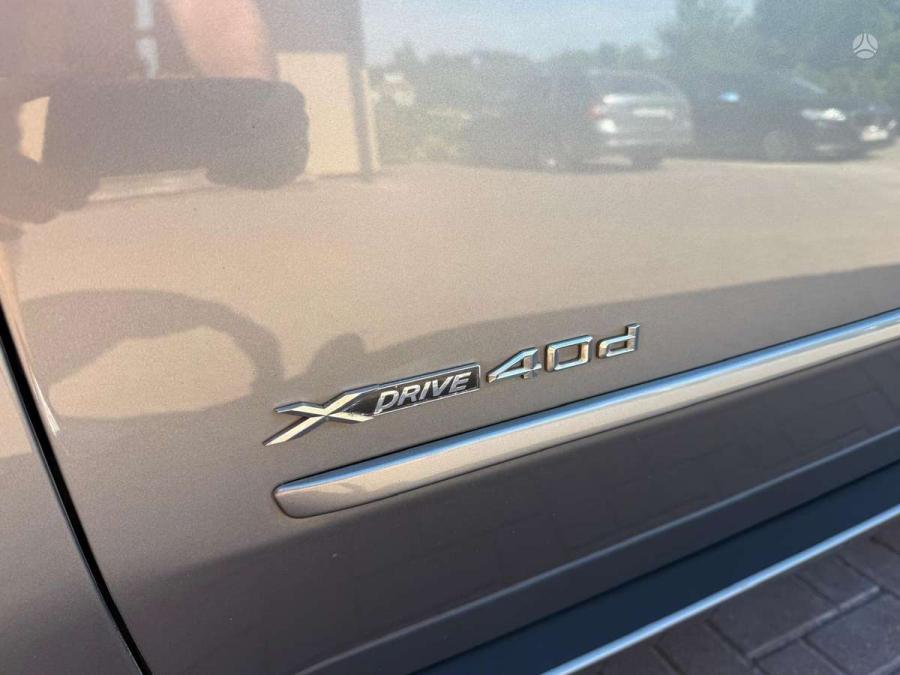 Grey BMW X5 2011 in Utena, with an engine capacity of 2.99 L and mileage of 420 thousand km for 7990 €, photo 21 on AUTOMOTO.COM.LV