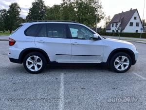 Pelēks BMW X5 2011 Kehra, ar dzinēja tilpumu 3.00 L un nobraukumu 360 tūkst. km par 12500 €, foto 5 vietnē AUTOMOTO.COM.LV