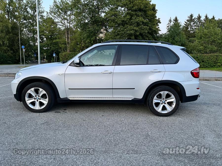 Pelēks BMW X5 2011 Kehra, ar dzinēja tilpumu 3.00 L un nobraukumu 360 tūkst. km par 12500 €, foto 7 vietnē AUTOMOTO.COM.LV