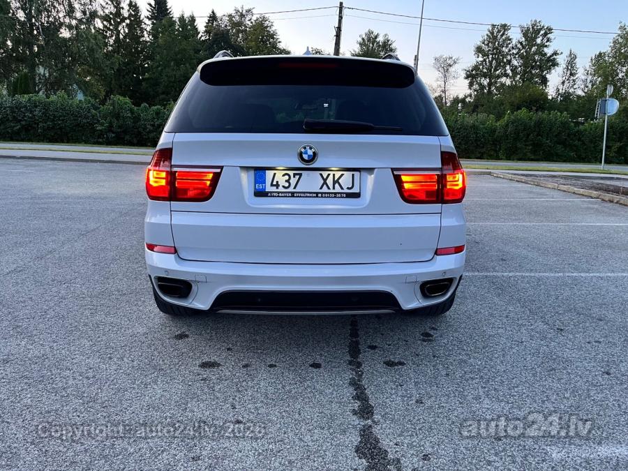 Pelēks BMW X5 2011 Kehra, ar dzinēja tilpumu 3.00 L un nobraukumu 360 tūkst. km par 12500 €, foto 10 vietnē AUTOMOTO.COM.LV