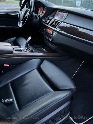 Pelēks BMW X5 2011 Kehra, ar dzinēja tilpumu 3.00 L un nobraukumu 360 tūkst. km par 12500 €, foto 15 vietnē AUTOMOTO.COM.LV