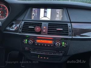 Pelēks BMW X5 2011 Kehra, ar dzinēja tilpumu 3.00 L un nobraukumu 360 tūkst. km par 12500 €, foto 20 vietnē AUTOMOTO.COM.LV