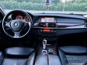 Pelēks BMW X5 2011 Kehra, ar dzinēja tilpumu 3.00 L un nobraukumu 360 tūkst. km par 12500 €, foto 21 vietnē AUTOMOTO.COM.LV