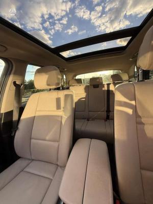 Grey BMW X5 2011 in Vilnius, with an engine capacity of 3.50 L and mileage of 269 thousand km for 10900 €, photo 19 on AUTOMOTO.COM.LV