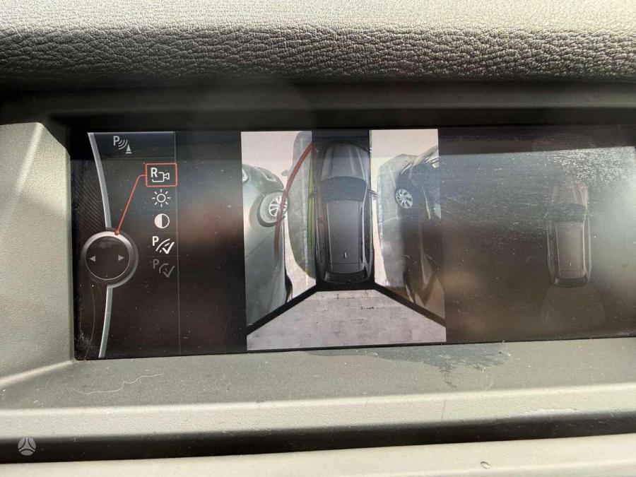 Grey BMW X5 2011 in Vilnius, with an engine capacity of 3.50 L and mileage of 269 thousand km for 10900 €, photo 22 on AUTOMOTO.COM.LV