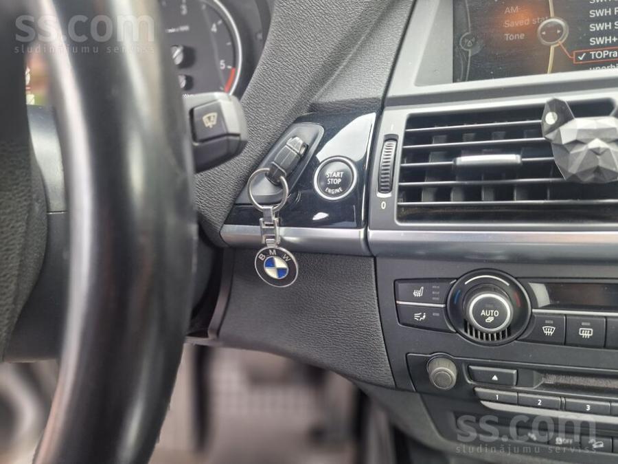 Pelēks BMW X5 2011 Liepāja, ar dzinēja tilpumu 3.00 L un nobraukumu 253 tūkst. km par 9000 €, foto 7 vietnē AUTOMOTO.COM.LV