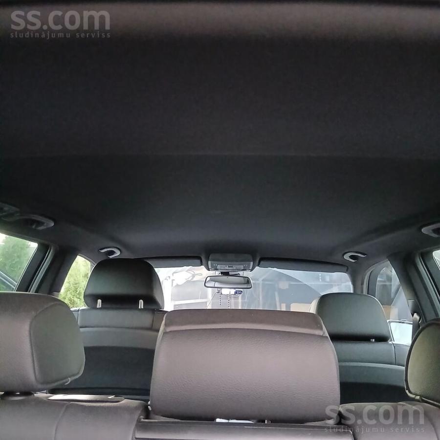 Grey BMW X5 2011 in Dobele, with an engine capacity of 3.00 L and mileage of 267 thousand km for 10000 €, photo 16 on AUTOMOTO.COM.LV