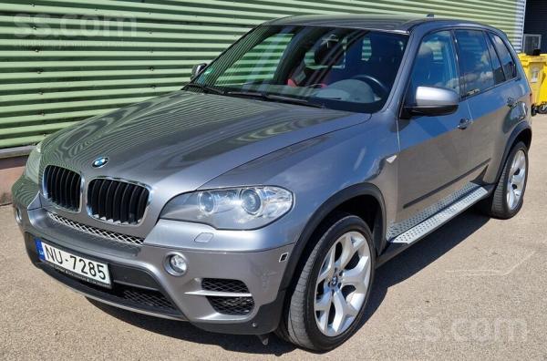 Pelēks BMW X5 2011 Jelgava, ar dzinēja tilpumu 3.00 L un nobraukumu 385 tūkst. km par 12900 €, foto 3 vietnē AUTOMOTO.COM.LV