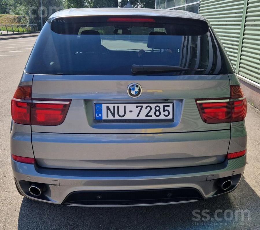 Pelēks BMW X5 2011 Jelgava, ar dzinēja tilpumu 3.00 L un nobraukumu 385 tūkst. km par 12900 €, foto 6 vietnē AUTOMOTO.COM.LV