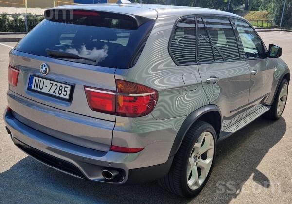 Pelēks BMW X5 2011 Jelgava, ar dzinēja tilpumu 3.00 L un nobraukumu 385 tūkst. km par 12900 €, foto 7 vietnē AUTOMOTO.COM.LV