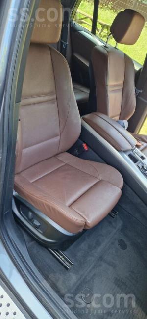 Pelēks BMW X5 2011 Jelgava, ar dzinēja tilpumu 3.00 L un nobraukumu 385 tūkst. km par 12900 €, foto 17 vietnē AUTOMOTO.COM.LV